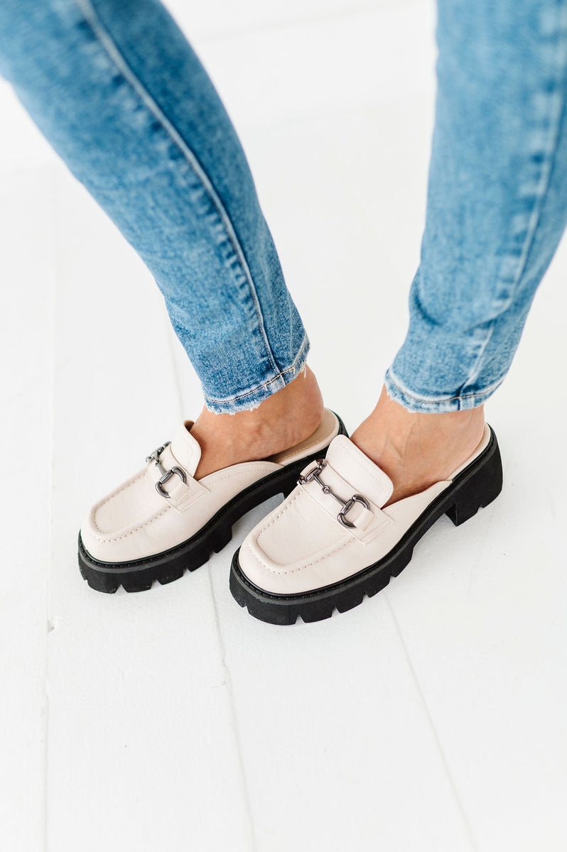 Lynn Mules in Off White - Size 5.5 & 6 Left – Livy&Kate Clothing