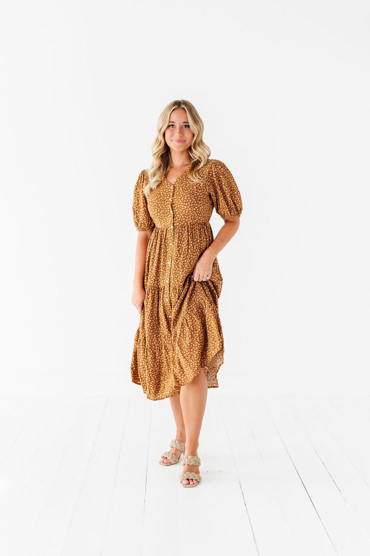 Fiona Floral Dress in Autumn Daisy - Size 3X Left – Livy&Kate Clothing